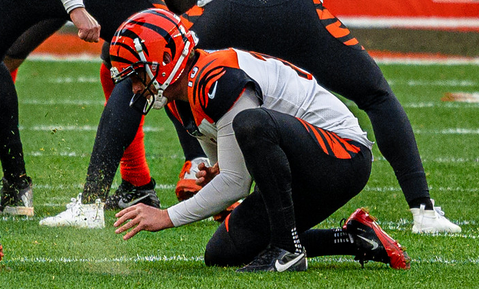 Bengals Pick Up 5th Year Option of OT Jonah Williams; Re-Sign P Kevin ...